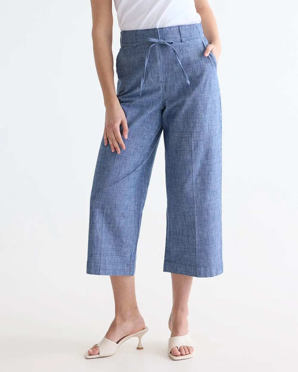 Wide-Leg Cropped Chambray Pant - Petite | Petite | Reitmans